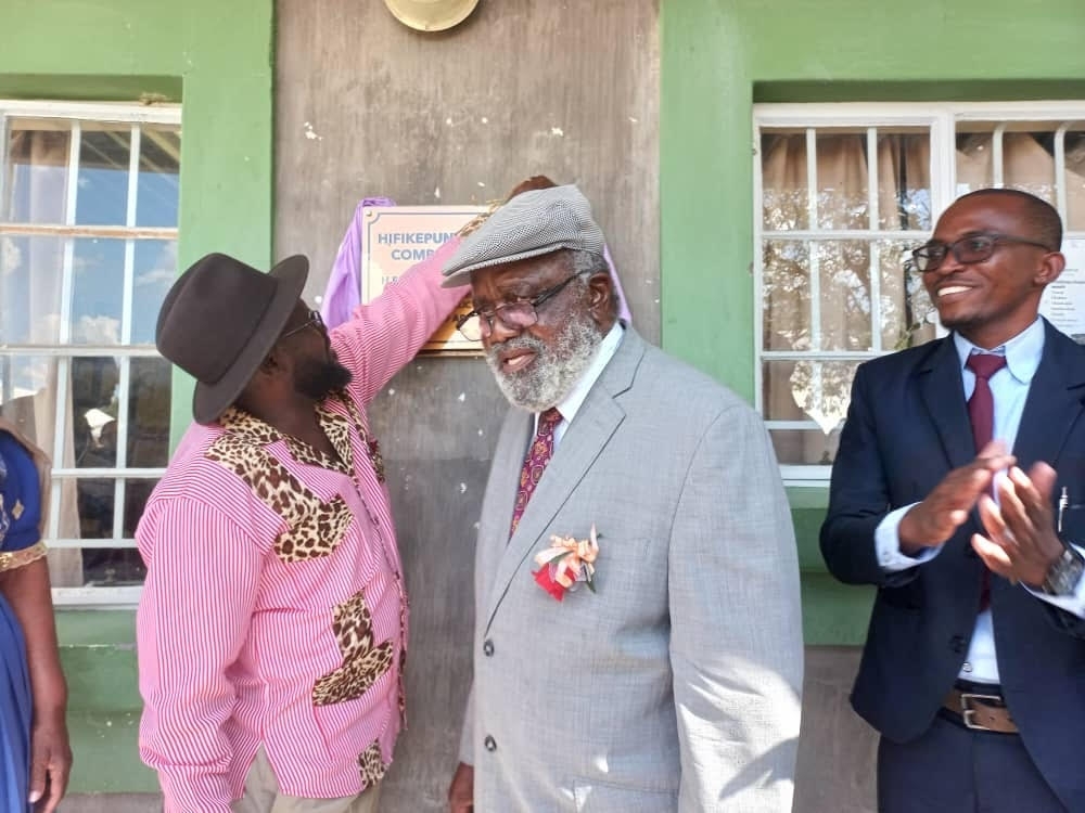 Pohamba asks communities to help build schools - Namibian Sun