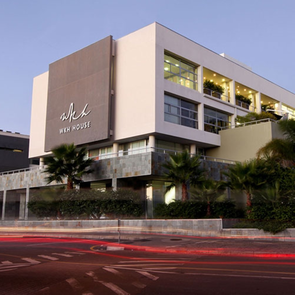 Fraud-accused moonlighting lawyer fights for survival - Namibian Sun