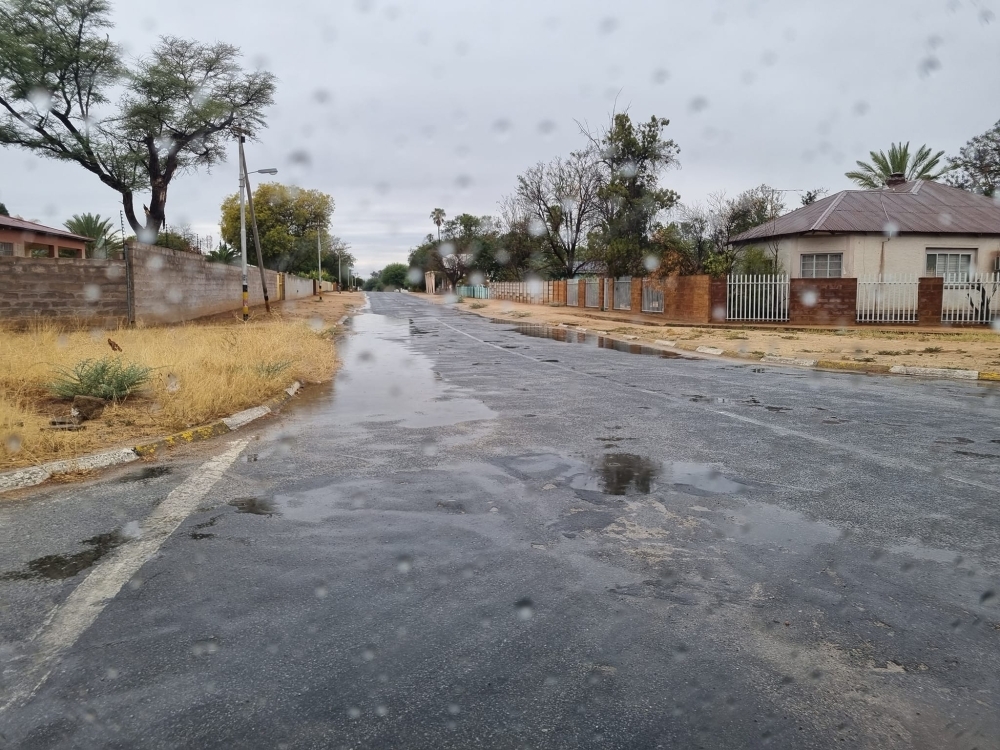 November welcomed with rain - Namibian Sun